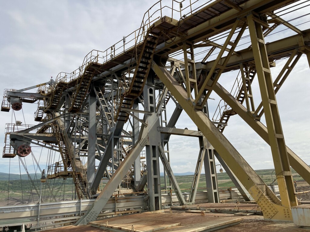Neobvyklé ocelové konstrukce sedmdesátých až osmdesátých let: Kráčející ...